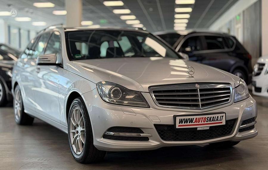Pelēks Mercedes-Benz c-220 2011 Klaipėda, ar dzinēja tilpumu 2.20 L un nobraukumu 250 tūkst. km par 7750 €, foto 13 vietnē AUTOMOTO.COM.LV