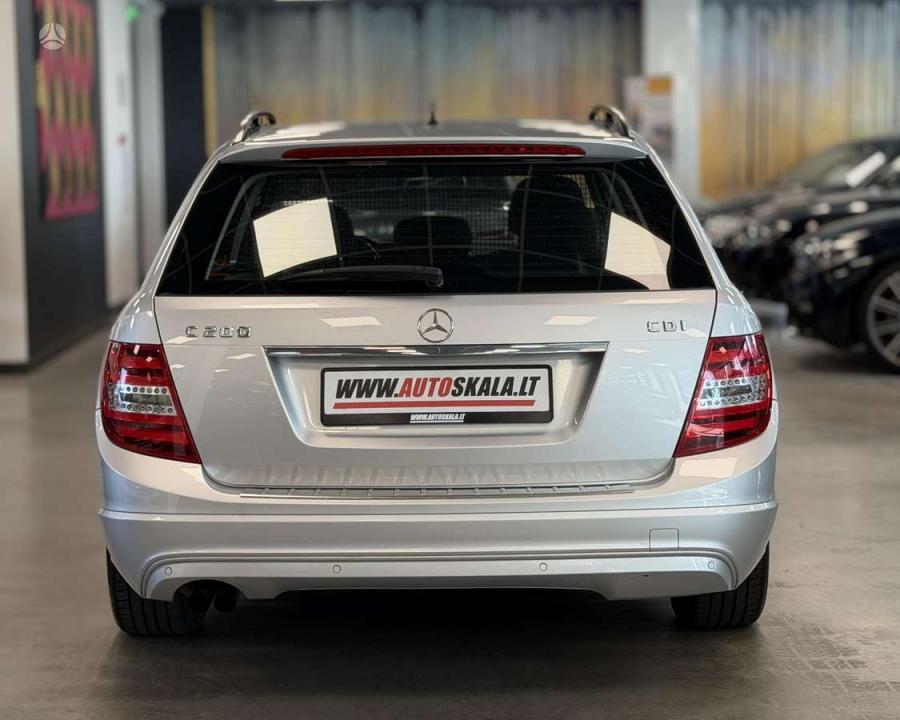 Pelēks Mercedes-Benz c-220 2011 Klaipėda, ar dzinēja tilpumu 2.20 L un nobraukumu 250 tūkst. km par 7750 €, foto 15 vietnē AUTOMOTO.COM.LV