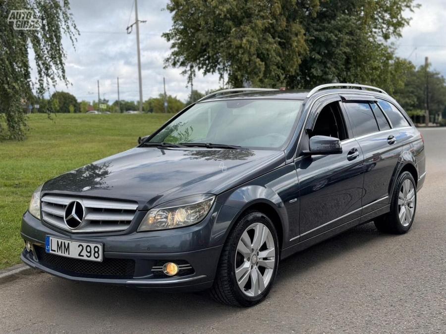 Pelēks Mercedes-Benz c-220 2011 Kauņa, ar dzinēja tilpumu 2.10 L un nobraukumu 266 tūkst. km par 4500 €, foto 3 vietnē AUTOMOTO.COM.LV