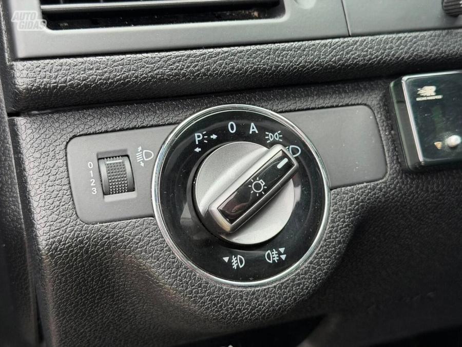 Pelēks Mercedes-Benz c-220 2011 Kauņa, ar dzinēja tilpumu 2.10 L un nobraukumu 266 tūkst. km par 4500 €, foto 10 vietnē AUTOMOTO.COM.LV