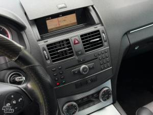 Pelēks Mercedes-Benz c-220 2011 Kauņa, ar dzinēja tilpumu 2.10 L un nobraukumu 266 tūkst. km par 4500 €, foto 14 vietnē AUTOMOTO.COM.LV