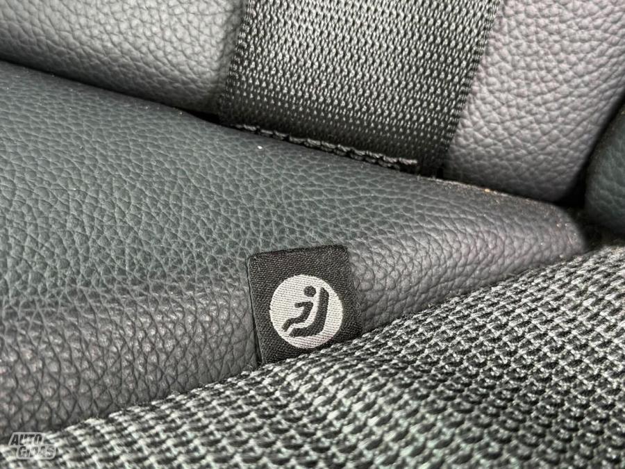 Pelēks Mercedes-Benz c-220 2011 Kauņa, ar dzinēja tilpumu 2.10 L un nobraukumu 266 tūkst. km par 4500 €, foto 16 vietnē AUTOMOTO.COM.LV