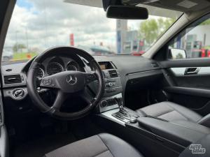Pelēks Mercedes-Benz c-220 2011 Kauņa, ar dzinēja tilpumu 2.10 L un nobraukumu 266 tūkst. km par 4500 €, foto 17 vietnē AUTOMOTO.COM.LV