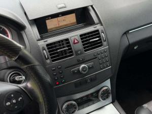 Pelēks Mercedes-Benz c-220 2011 Kauņa, ar dzinēja tilpumu 2.14 L un nobraukumu 266 tūkst. km par 4500 €, foto 13 vietnē AUTOMOTO.COM.LV