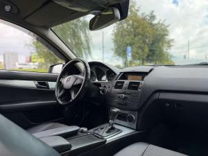 Pelēks Mercedes-Benz c-220 2011 Kauņa, ar dzinēja tilpumu 2.14 L un nobraukumu 266 tūkst. km par 4500 €, foto 17 vietnē AUTOMOTO.COM.LV