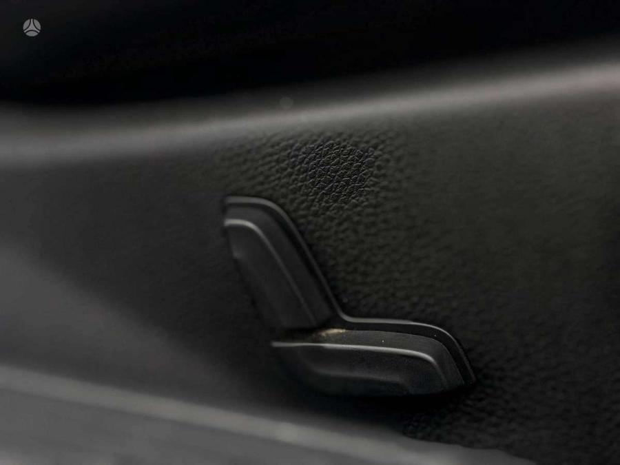 Pelēks Mercedes-Benz c-220 2011 Kauņa, ar dzinēja tilpumu 2.14 L un nobraukumu 266 tūkst. km par 4500 €, foto 20 vietnē AUTOMOTO.COM.LV