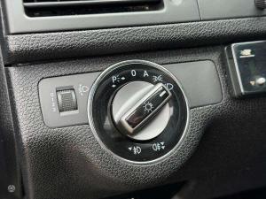 Grey Mercedes-Benz c-220 2011 in Kaunas, with an engine capacity of 2.14 L and mileage of 266 thousand km for 5000 €, photo 12 on AUTOMOTO.COM.LV