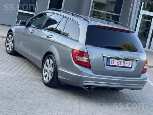 Grey Mercedes-Benz c-220 2011 in Jurmala, with an engine capacity of 2.20 L and mileage of 0 thousand km for 5650 €, photo 3 on AUTOMOTO.COM.LV