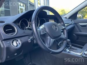 Grey Mercedes-Benz c-220 2011 in Jurmala, with an engine capacity of 2.20 L and mileage of 0 thousand km for 5650 €, photo 22 on AUTOMOTO.COM.LV