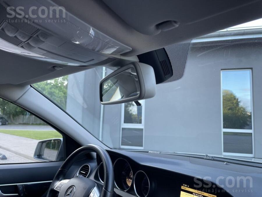 Grey Mercedes-Benz c-220 2011 in Jurmala, with an engine capacity of 2.20 L and mileage of 0 thousand km for 5650 €, photo 34 on AUTOMOTO.COM.LV