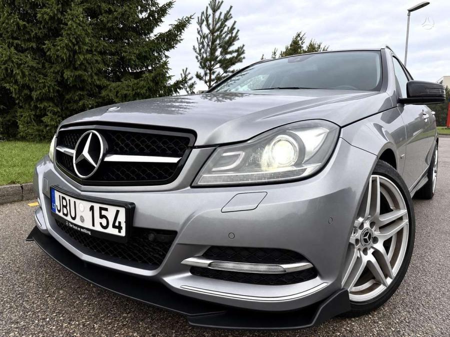 Pelēks Mercedes-Benz c-220 2011 Kauņa, ar dzinēja tilpumu 2.14 L un nobraukumu 396 tūkst. km par 6750 €, foto 1 vietnē AUTOMOTO.COM.LV
