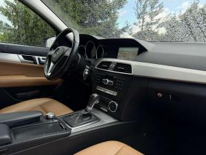 Pelēks Mercedes-Benz c-220 2011 Kauņa, ar dzinēja tilpumu 2.14 L un nobraukumu 396 tūkst. km par 6750 €, foto 8 vietnē AUTOMOTO.COM.LV