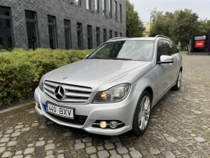 Серый Мерседес Ц 220 2011 в Таллин, объемом двигателя 2.20 л и пробегом 326 тыс. км за 4990 €, фото  на AUTOMOTO.COM.LV