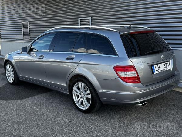Pelēks Mercedes-Benz c-220 2011 Rīga, ar dzinēja tilpumu 2.20 L un nobraukumu 438 tūkst. km par 6200 €, foto 4 vietnē AUTOMOTO.COM.LV
