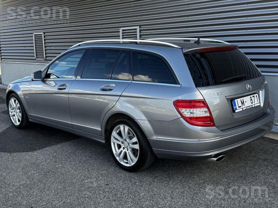 Pelēks Mercedes-Benz c-220 2011 Rīga, ar dzinēja tilpumu 2.20 L un nobraukumu 438 tūkst. km par 6200 €, foto 4 vietnē AUTOMOTO.COM.LV