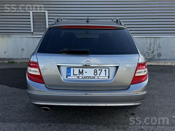 Pelēks Mercedes-Benz c-220 2011 Rīga, ar dzinēja tilpumu 2.20 L un nobraukumu 438 tūkst. km par 6200 €, foto 5 vietnē AUTOMOTO.COM.LV