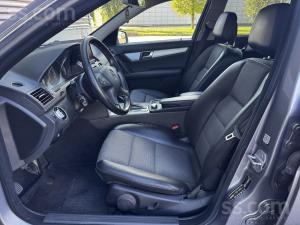 Pelēks Mercedes-Benz c-220 2011 Rīga, ar dzinēja tilpumu 2.20 L un nobraukumu 438 tūkst. km par 6200 €, foto 10 vietnē AUTOMOTO.COM.LV