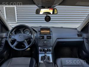 Pelēks Mercedes-Benz c-220 2011 Rīga, ar dzinēja tilpumu 2.20 L un nobraukumu 438 tūkst. km par 6200 €, foto 14 vietnē AUTOMOTO.COM.LV