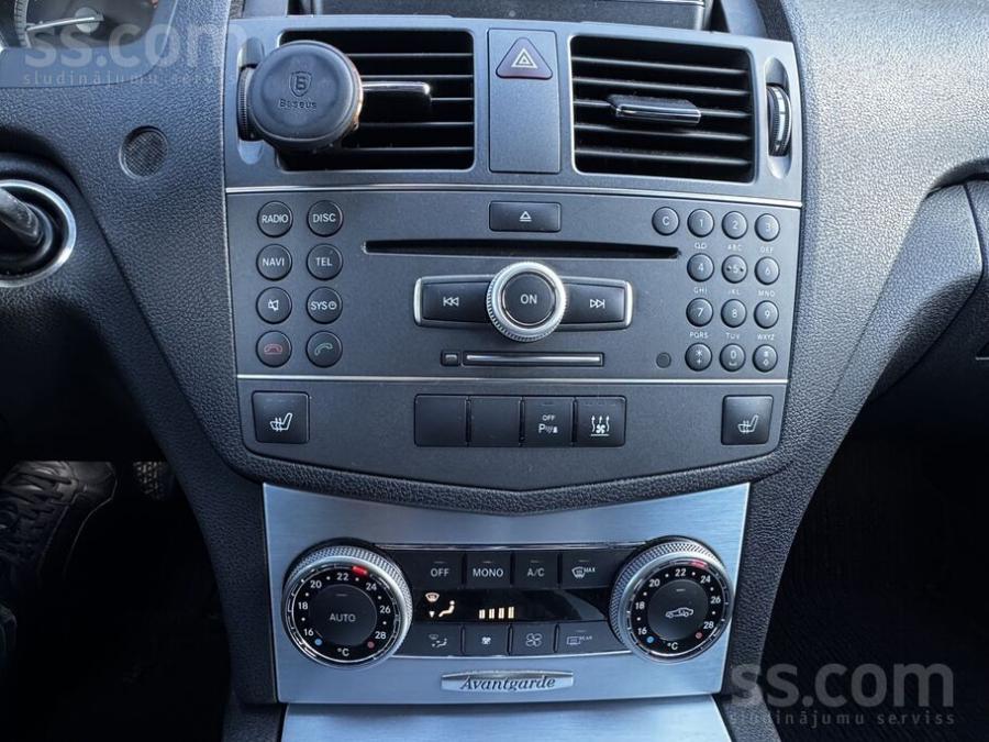 Pelēks Mercedes-Benz c-220 2011 Rīga, ar dzinēja tilpumu 2.20 L un nobraukumu 438 tūkst. km par 6200 €, foto 19 vietnē AUTOMOTO.COM.LV
