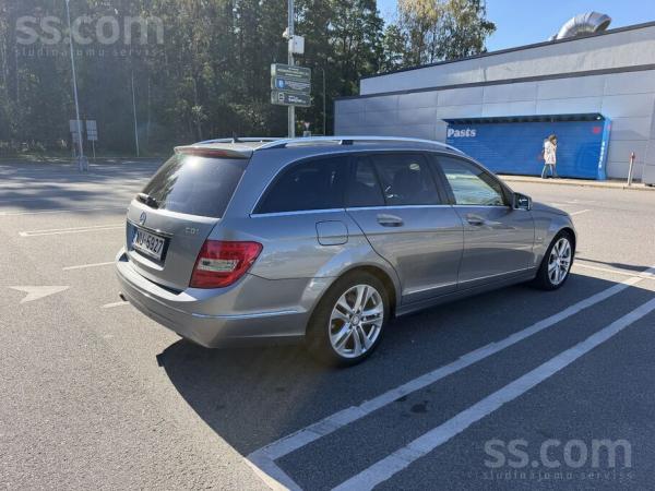 Мерседес Ц 220 2011 в Рига на AUTOMOTO.COM.LV Серый Мерседес Ц 220 2011 в Рига, объемом двигателя 2.20 л и пробегом 350 тыс. км за 6950 €, фото 5 на AUTOMOTO.COM.LV