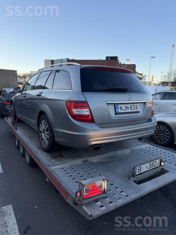 Grey Mercedes-Benz c-220 2012 in Riga, with an engine capacity of 2.20 L and mileage of 350 thousand km for 3500 €, photo 1 on AUTOMOTO.COM.LV