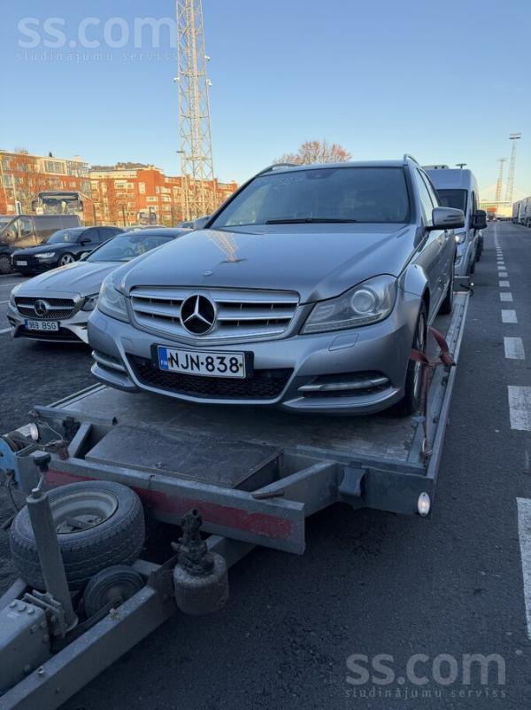 Grey Mercedes-Benz c-220 2012 in Riga, with an engine capacity of 2.20 L and mileage of 350 thousand km for 3500 €, photo 3 on AUTOMOTO.COM.LV