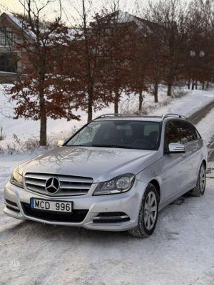 Pelēks Mercedes-Benz c-220 2012 Viļņa, ar dzinēja tilpumu 2.14 L un nobraukumu 301 tūkst. km par 6500 €, foto  vietnē AUTOMOTO.COM.LV