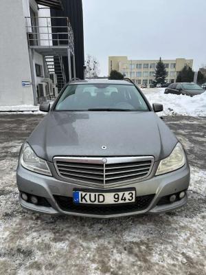 Pelēks Mercedes-Benz c-220 2012 Kauņa, ar dzinēja tilpumu 2.14 L un nobraukumu 335 tūkst. km par 4900 €, foto 5 vietnē AUTOMOTO.COM.LV