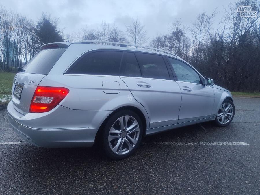 Grey Mercedes-Benz c-220 2012 in Vilnius, with an engine capacity of 2.10 L and mileage of 360 thousand km for 4999 €, photo 6 on AUTOMOTO.COM.LV