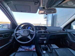 Pelēks Mercedes-Benz c-220 2012 Viļņa, ar dzinēja tilpumu 2.20 L un nobraukumu 261 tūkst. km par 5499 €, foto 9 vietnē AUTOMOTO.COM.LV