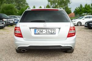 Pelēks Mercedes-Benz c-220 2012 Liepāja, ar dzinēja tilpumu 2.10 L un nobraukumu 263 tūkst. km par 7290 €, foto 7 vietnē AUTOMOTO.COM.LV