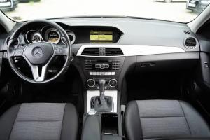 Pelēks Mercedes-Benz c-220 2012 Liepāja, ar dzinēja tilpumu 2.10 L un nobraukumu 263 tūkst. km par 7290 €, foto 20 vietnē AUTOMOTO.COM.LV