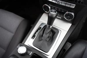 Pelēks Mercedes-Benz c-220 2012 Liepāja, ar dzinēja tilpumu 2.10 L un nobraukumu 263 tūkst. km par 7290 €, foto 22 vietnē AUTOMOTO.COM.LV