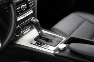 Pelēks Mercedes-Benz c-220 2012 Liepāja, ar dzinēja tilpumu 2.10 L un nobraukumu 263 tūkst. km par 7290 €, foto 25 vietnē AUTOMOTO.COM.LV