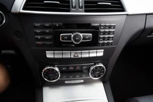 Pelēks Mercedes-Benz c-220 2012 Liepāja, ar dzinēja tilpumu 2.10 L un nobraukumu 263 tūkst. km par 7290 €, foto 28 vietnē AUTOMOTO.COM.LV