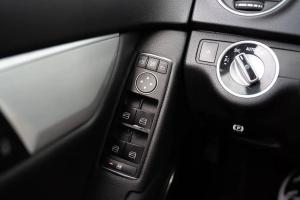 Pelēks Mercedes-Benz c-220 2012 Liepāja, ar dzinēja tilpumu 2.10 L un nobraukumu 263 tūkst. km par 7290 €, foto 30 vietnē AUTOMOTO.COM.LV