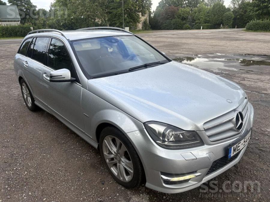 Pelēks Mercedes-Benz c-220 2012 Liepāja, ar dzinēja tilpumu 2.00 L un nobraukumu 318 tūkst. km par 5250 €, foto 5 vietnē AUTOMOTO.COM.LV