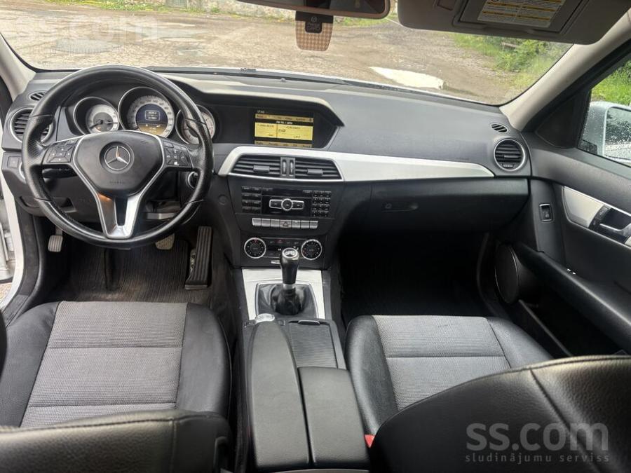 Pelēks Mercedes-Benz c-220 2012 Liepāja, ar dzinēja tilpumu 2.00 L un nobraukumu 318 tūkst. km par 5250 €, foto 8 vietnē AUTOMOTO.COM.LV