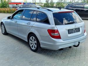 Pelēks Mercedes-Benz c-220 2012 Viļņa, ar dzinēja tilpumu 2.14 L un nobraukumu 257 tūkst. km par 4999 €, foto 6 vietnē AUTOMOTO.COM.LV