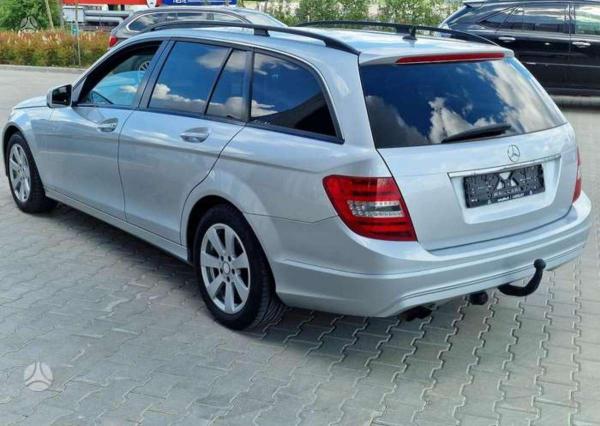 Grey Mercedes-Benz c-220 2012 in Vilnius, with an engine capacity of 2.20 L and mileage of 249 thousand km for 5199 €, photo 5 on AUTOMOTO.COM.LV