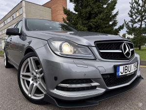 Pelēks Mercedes-Benz c-220 2012 Kauņa, ar dzinēja tilpumu 2.14 L un nobraukumu 396 tūkst. km par 6000 €, foto 3 vietnē AUTOMOTO.COM.LV
