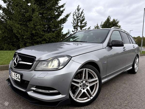Pelēks Mercedes-Benz c-220 2012 Kauņa, ar dzinēja tilpumu 2.14 L un nobraukumu 396 tūkst. km par 6000 €, foto 6 vietnē AUTOMOTO.COM.LV
