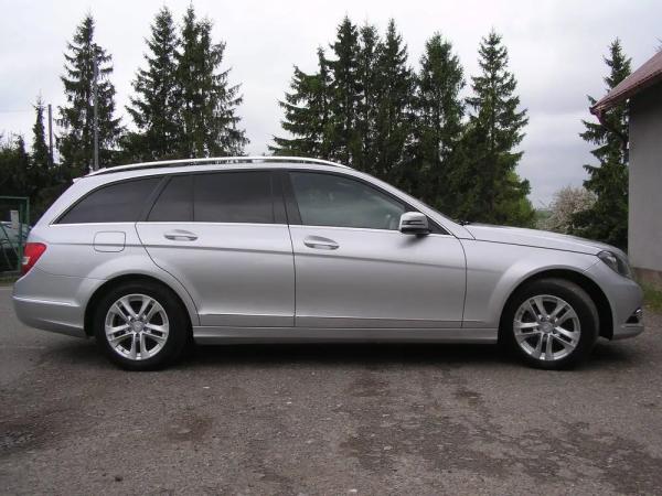 Grey Mercedes-Benz c-220 2013 in Sigulda, with an engine capacity of 2.20 L and mileage of 372 thousand km for 5850 €, photo 7 on AUTOMOTO.COM.LV