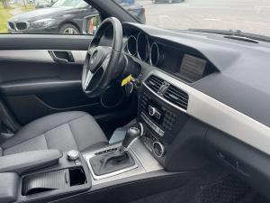 Pelēks Mercedes-Benz c-220 2013 Kauņa, ar dzinēja tilpumu 2.20 L un nobraukumu 278 tūkst. km par 5950 €, foto 31 vietnē AUTOMOTO.COM.LV