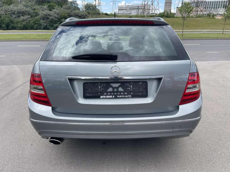 Grey Mercedes-Benz c-220 2013 in Kaunas, with an engine capacity of 2.14 L and mileage of 278 thousand km for 5950 €, photo 13 on AUTOMOTO.COM.LV