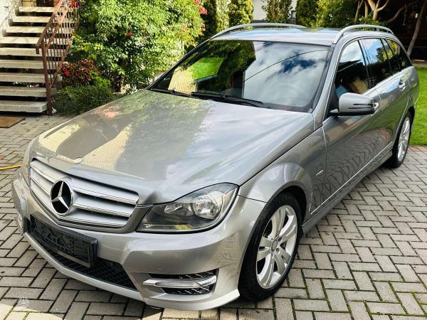 Pelēks Mercedes-Benz c-220 2013 Prienai, ar dzinēja tilpumu 2.20 L un nobraukumu 311 tūkst. km par 5499 €, foto 1 vietnē AUTOMOTO.COM.LV