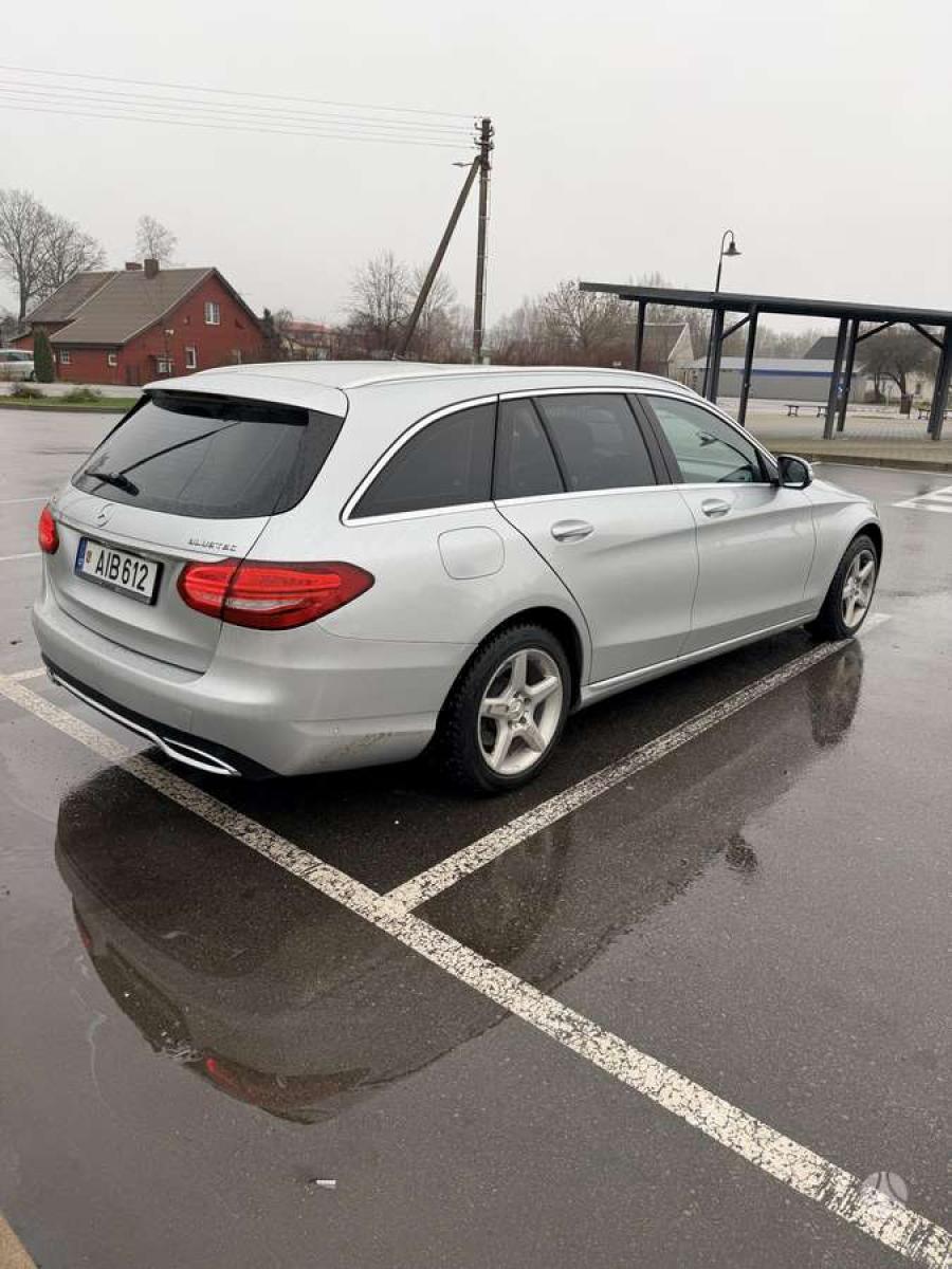 Pelēks Mercedes-Benz c-220 2014 Klaipėda, ar dzinēja tilpumu 2.10 L un nobraukumu 31 tūkst. km par 10000 €, foto 3 vietnē AUTOMOTO.COM.LV