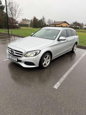 Pelēks Mercedes-Benz c-220 2014 Klaipėda, ar dzinēja tilpumu 2.10 L un nobraukumu 31 tūkst. km par 10000 €, foto 4 vietnē AUTOMOTO.COM.LV
