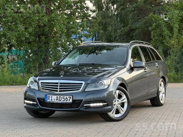 Pelēks Mercedes-Benz c-220 2014 Rīga, ar dzinēja tilpumu 2.00 L un nobraukumu 0 tūkst. km par 5850 €, foto 1 vietnē AUTOMOTO.COM.LV