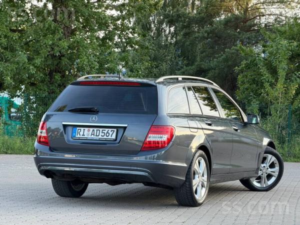 Pelēks Mercedes-Benz c-220 2014 Rīga, ar dzinēja tilpumu 2.00 L un nobraukumu 0 tūkst. km par 5850 €, foto 2 vietnē AUTOMOTO.COM.LV